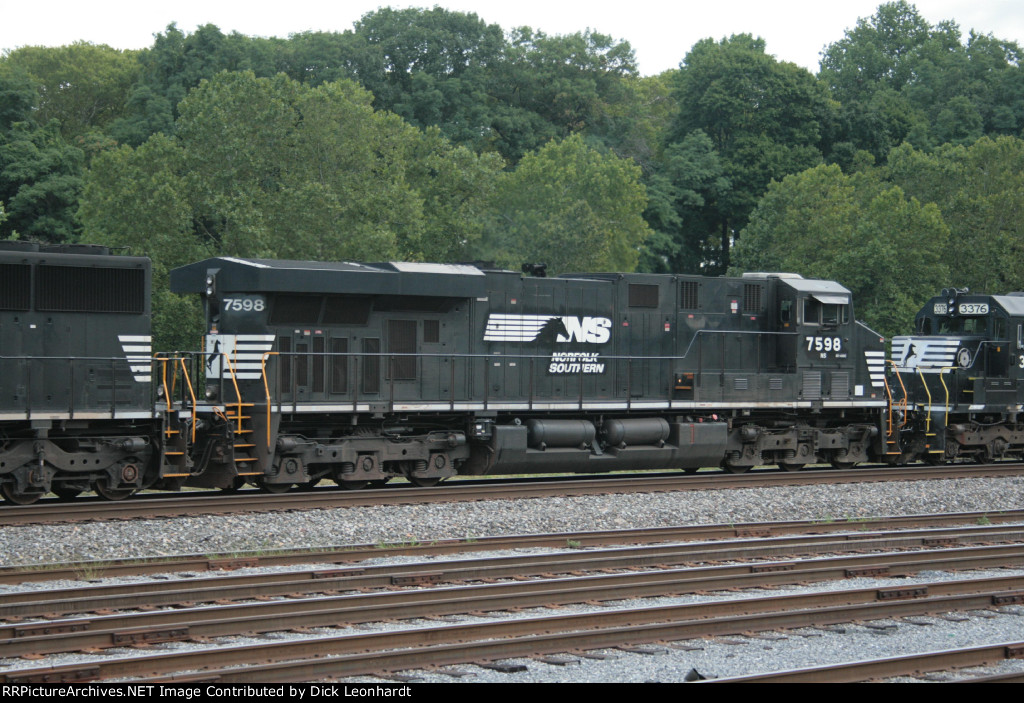 NS 7598